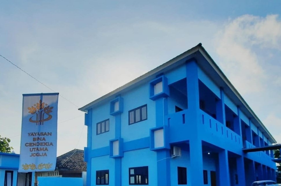 Home | Tagline AKTRIYO